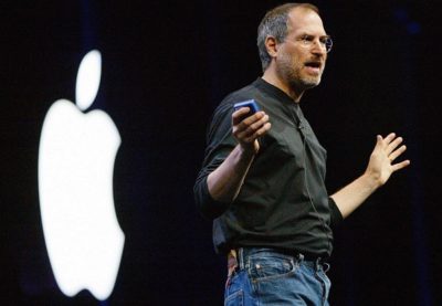 ¿Quién fundó Apple?